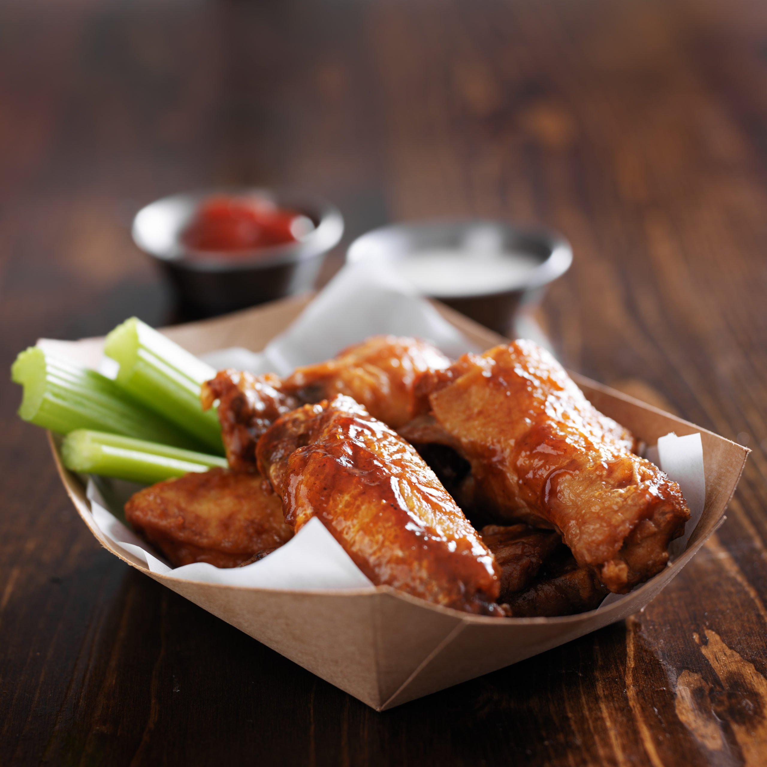 Pluckers Wing Bar - Visit Plano