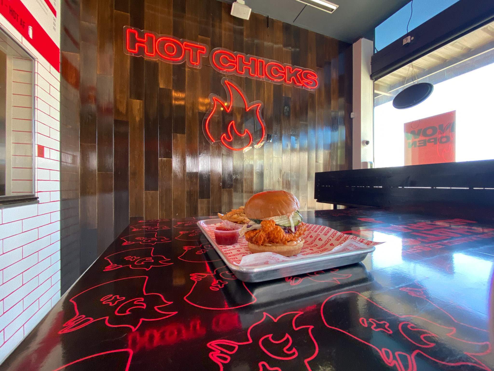 Favorite Plano Temptations: Hot Chicks Chicken | Plano Insider